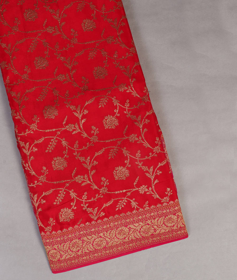 Buy Red Mysore Crepe Silk Saree T443683